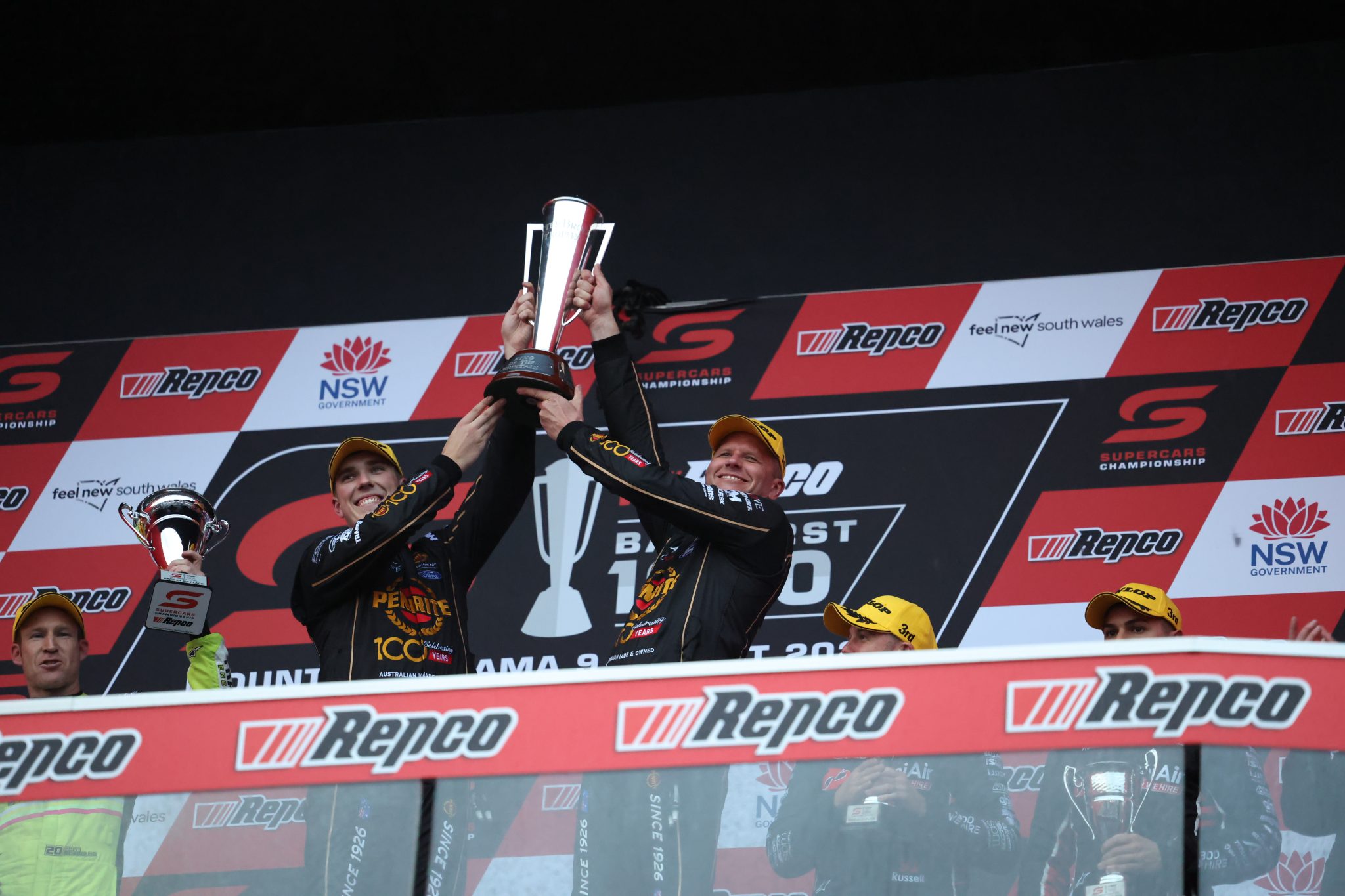 Payne and Tander claim wet and wild Bathurst 1000 - Motorsport Australia